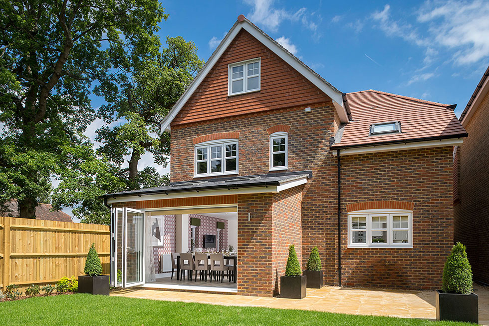 Summerswood in Ifield, West Sussex, opens new Show Home - Martin Grant ...